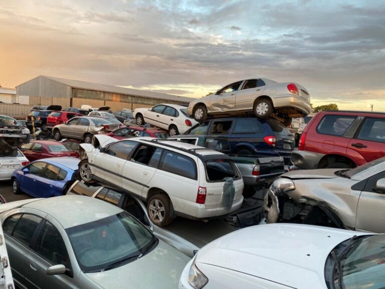 How Perth Car Wreckers Keep Vehicles on the Road